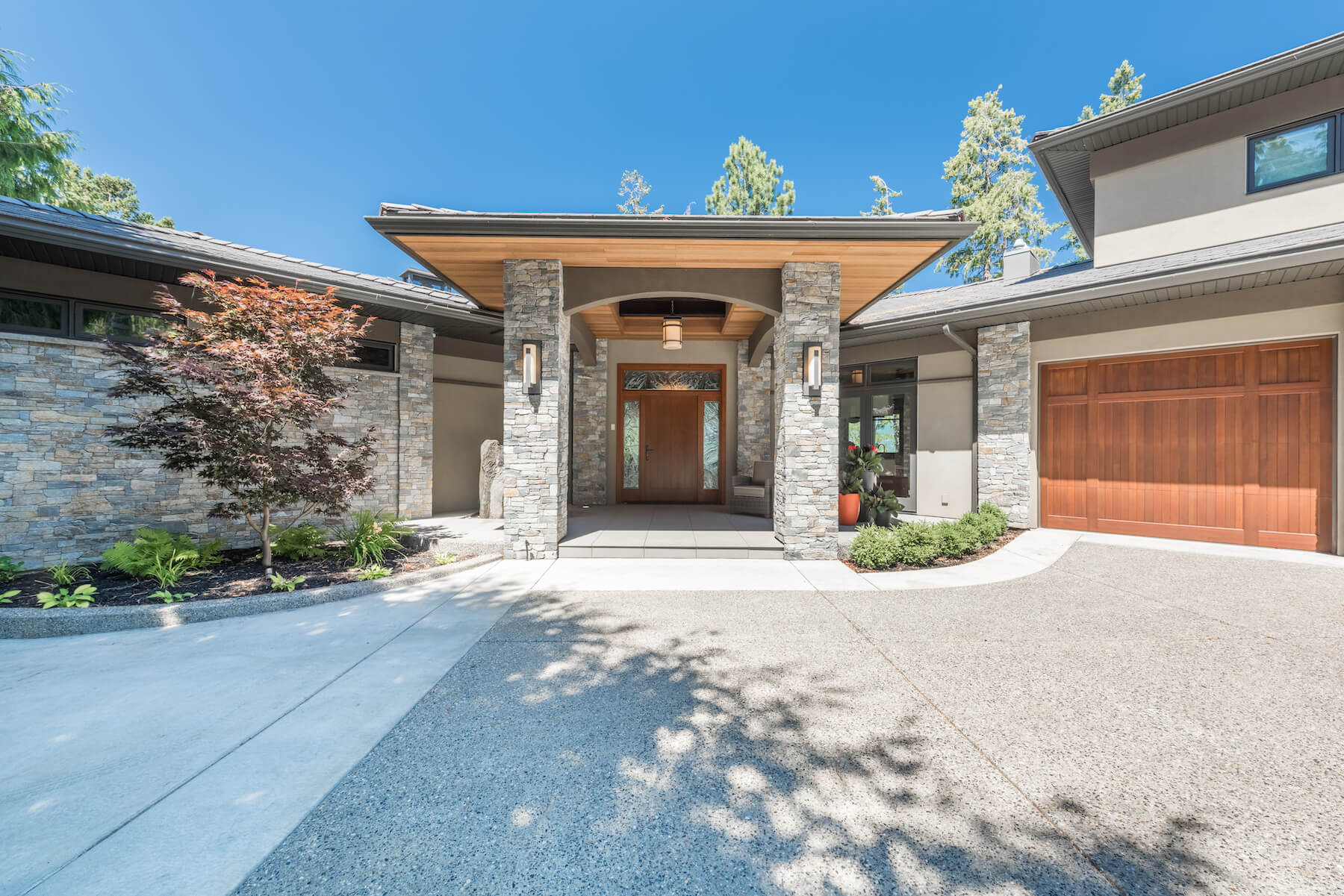 Boomerang Bay — Lakefront Estate by a Vernon Custom Home Builder ...
