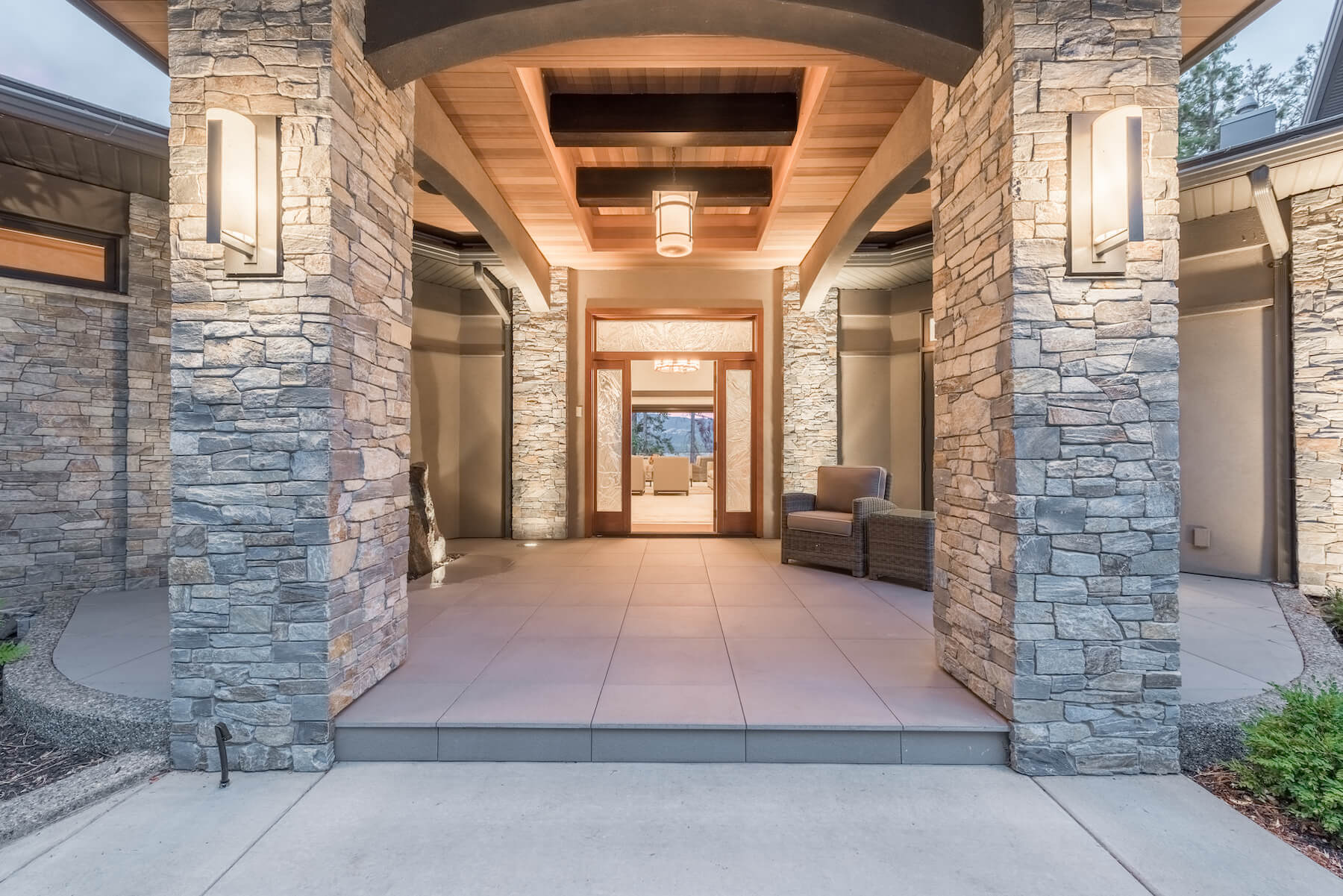 Boomerang Bay — Lakefront Estate by a Vernon Custom Home Builder ...